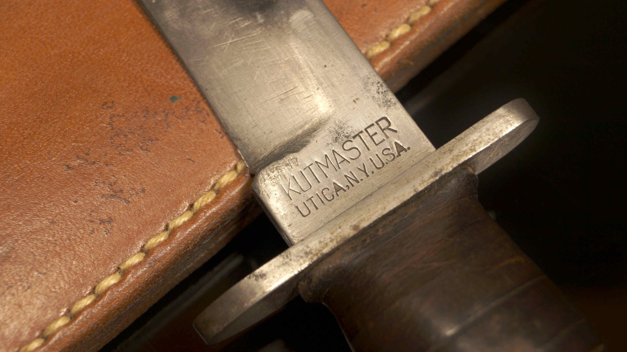 Kutmaster WW II Fighting Knife - Bodacious Blades